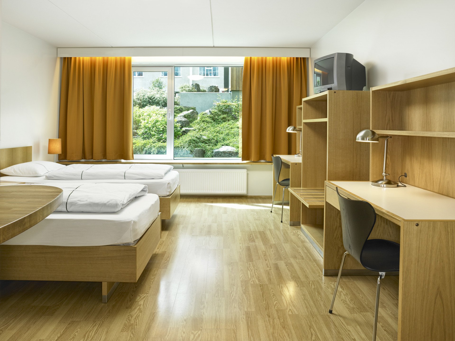 Rooms | Hotel Edda Akureyri | Edda Plus Triple Room | Iceland Hotel ...